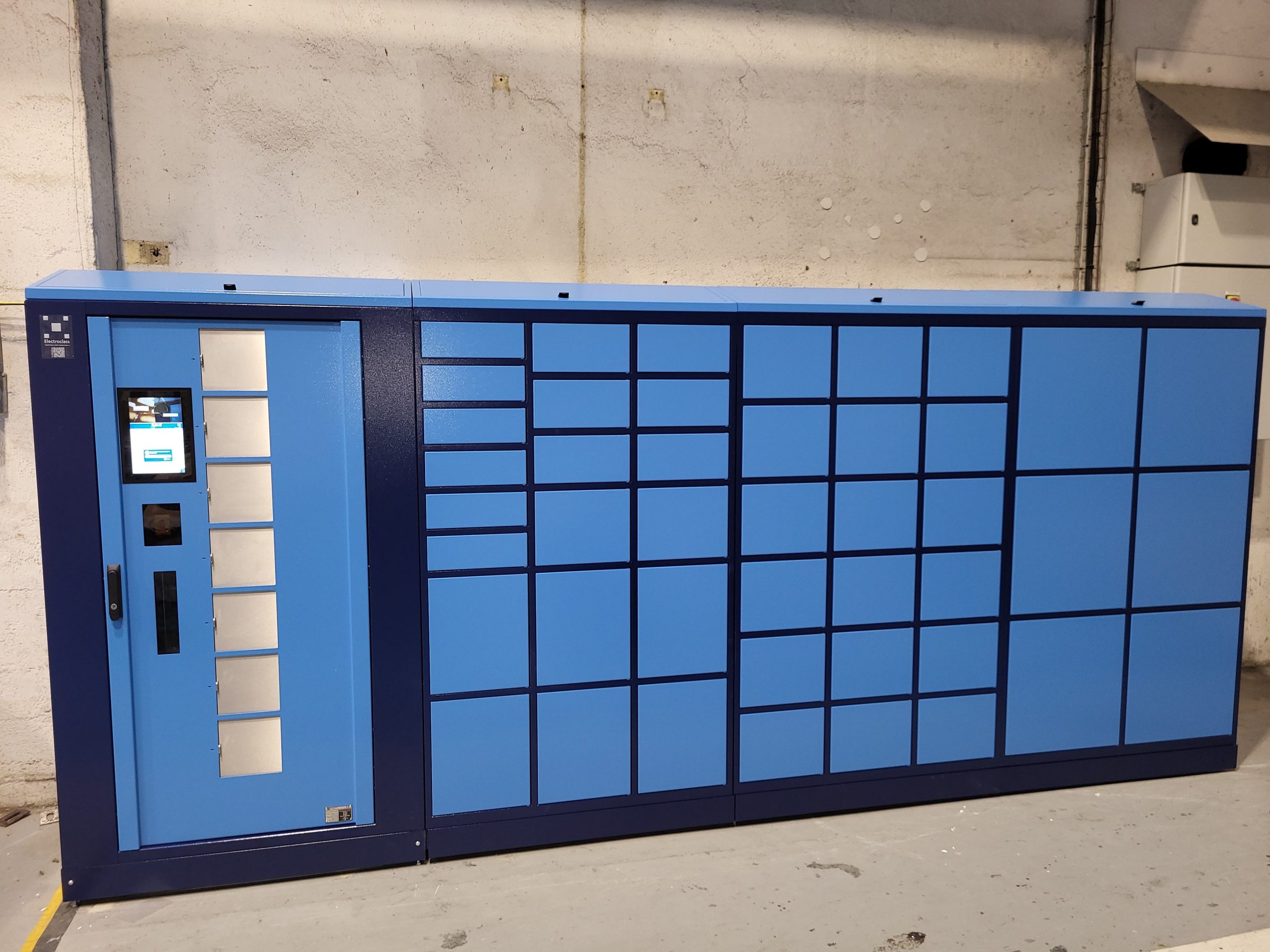 Choisir le distributeur automatique pour vos EPI et outils coupants
